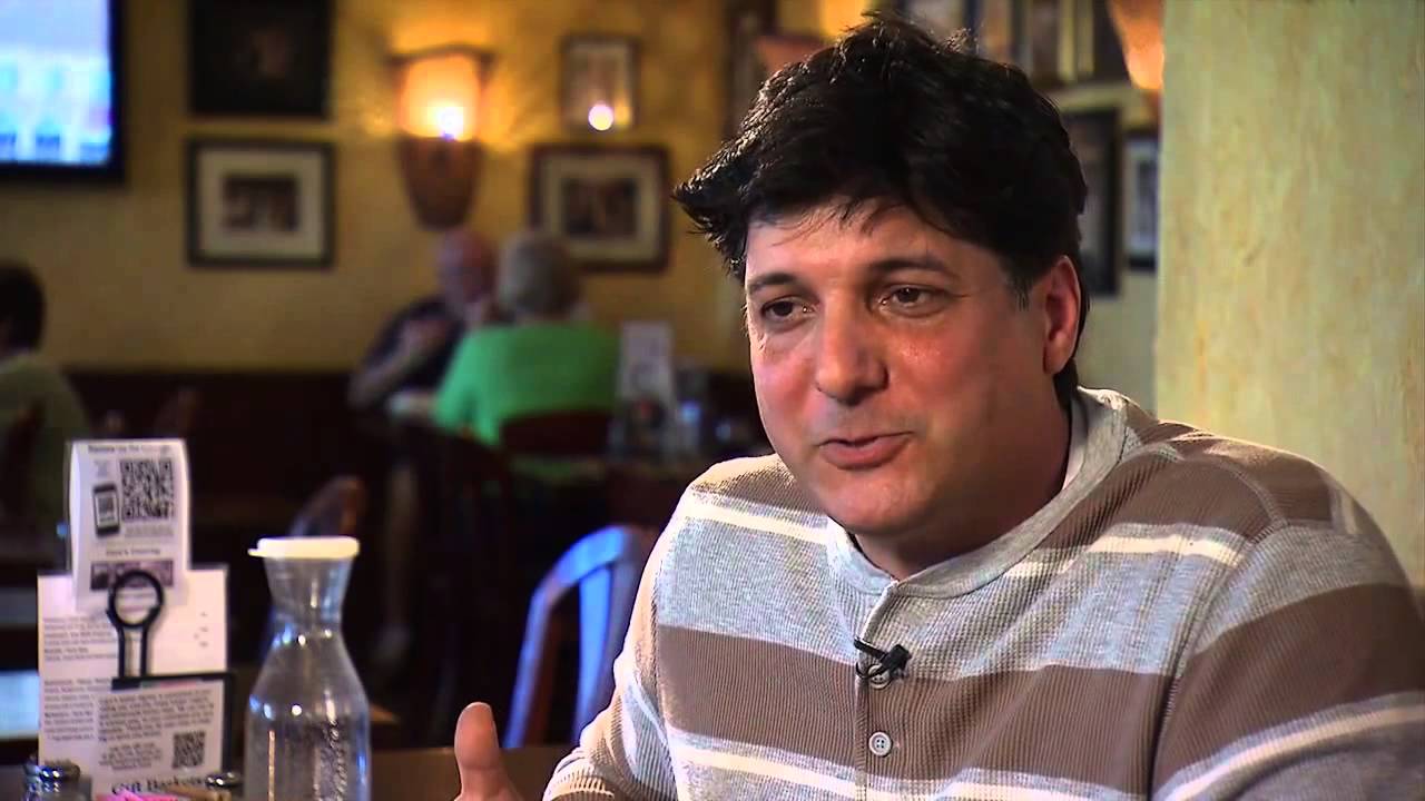 Coco's Italian Market & Restaurant | Tennessee Crossroads - YouTube