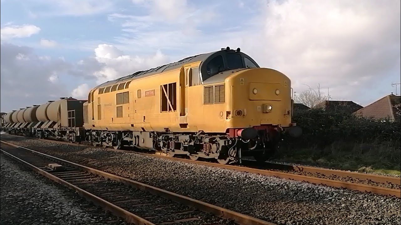 06/12/21 - RHTT - Class 97 - 97304(37217) John Tiley & Class 56 - 56096 ...