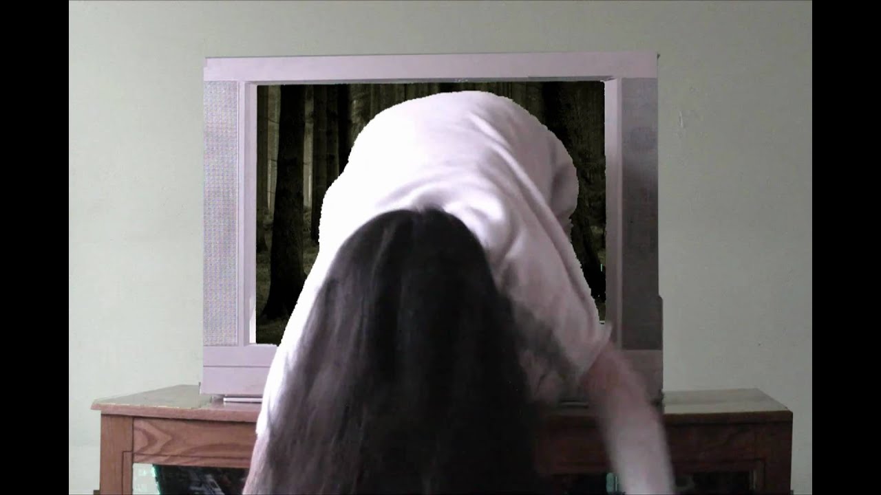 EL ARO - THE RING - samara sale de la tv - parodia 2016 - YouTube