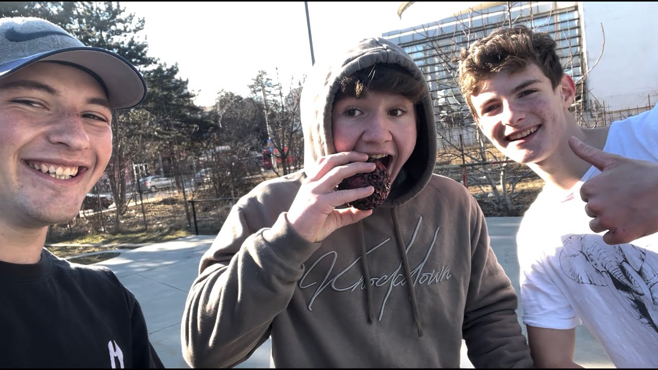 Game of Scoot : Laur vs Alex - YouTube