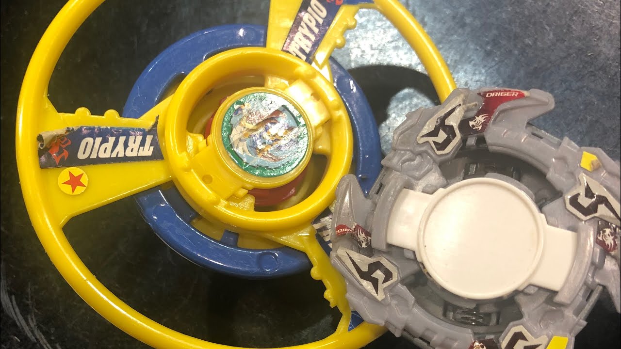 Beyblade Battle: Driger F vs Trypio - YouTube