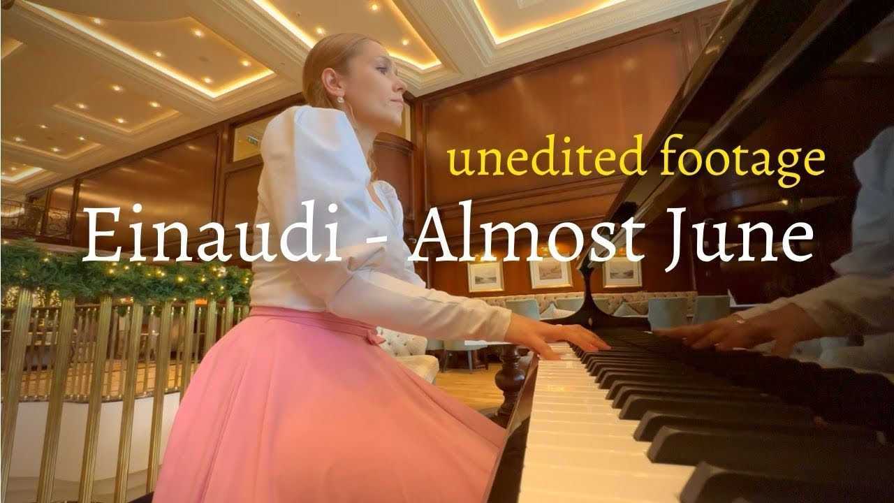 Almost June - Ludovico Einaudi (LIVE) - YouTube