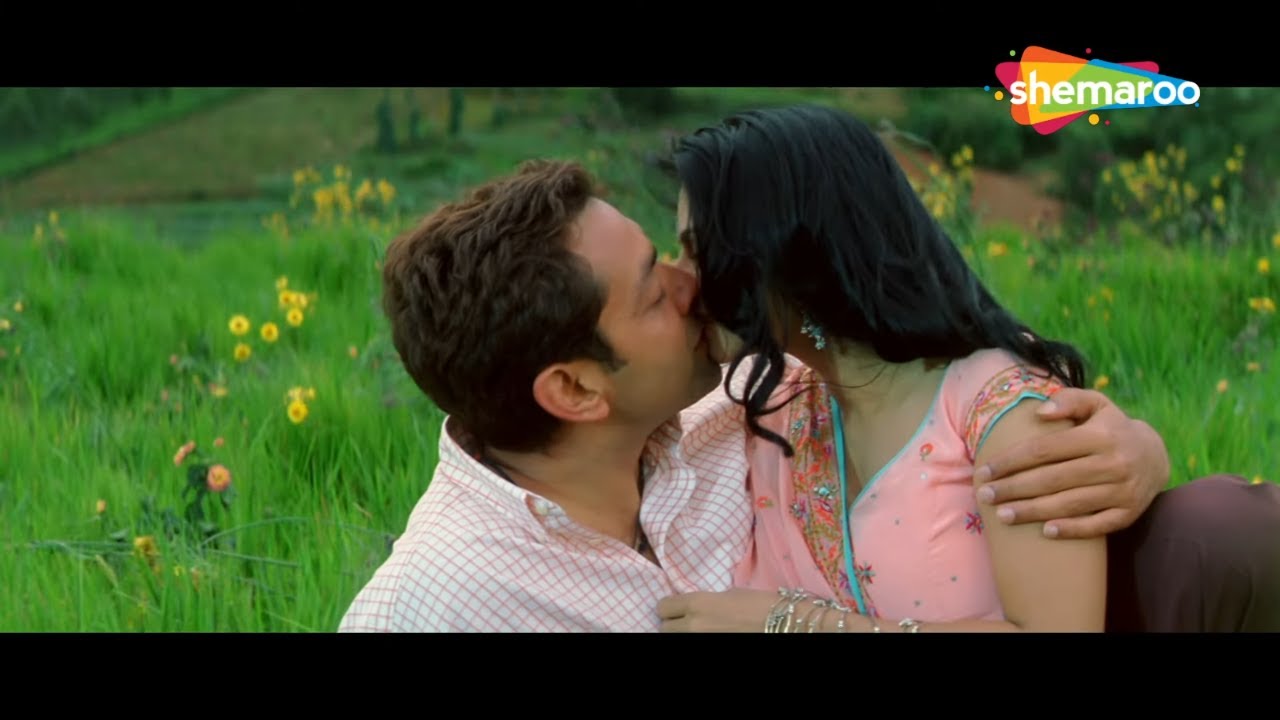 Romantic Scene | Tango Charlie - YouTube