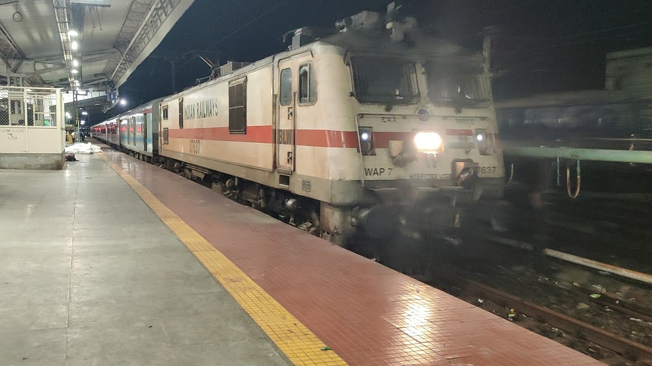 Padmavati Express Announcement at Vijayawada Junction Railway Station ...