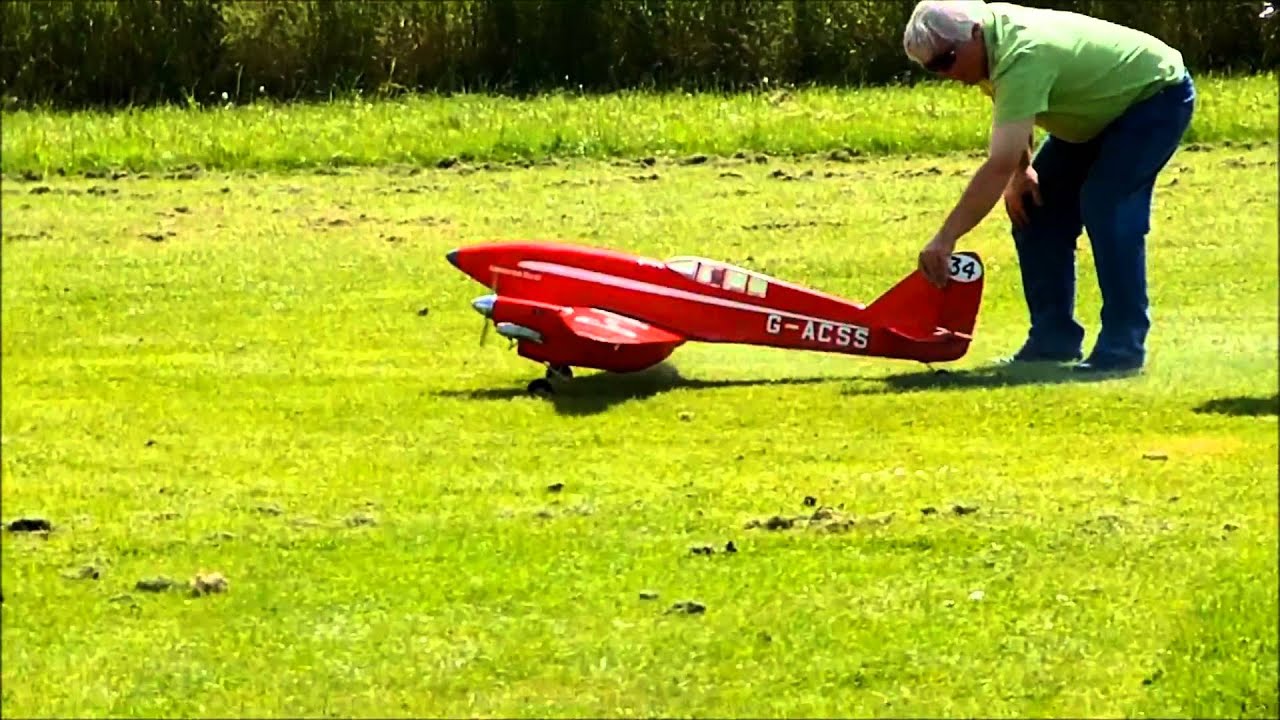 RC de Havilland DH.88 Comet, Flight, Crash and Burn. - YouTube
