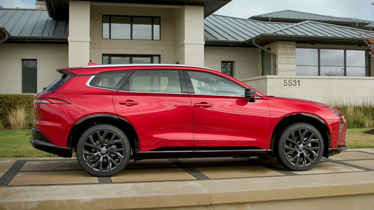 2025 Toyota Crown Signia Limited SUV Red - First Look - YouTube