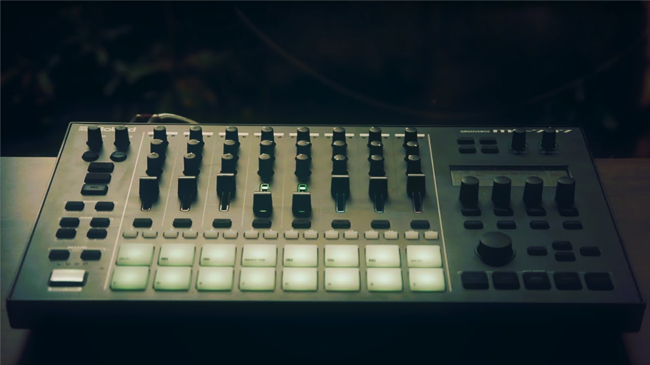 Roland MC707 - soundscape ~ Shinryoku ~ - YouTube