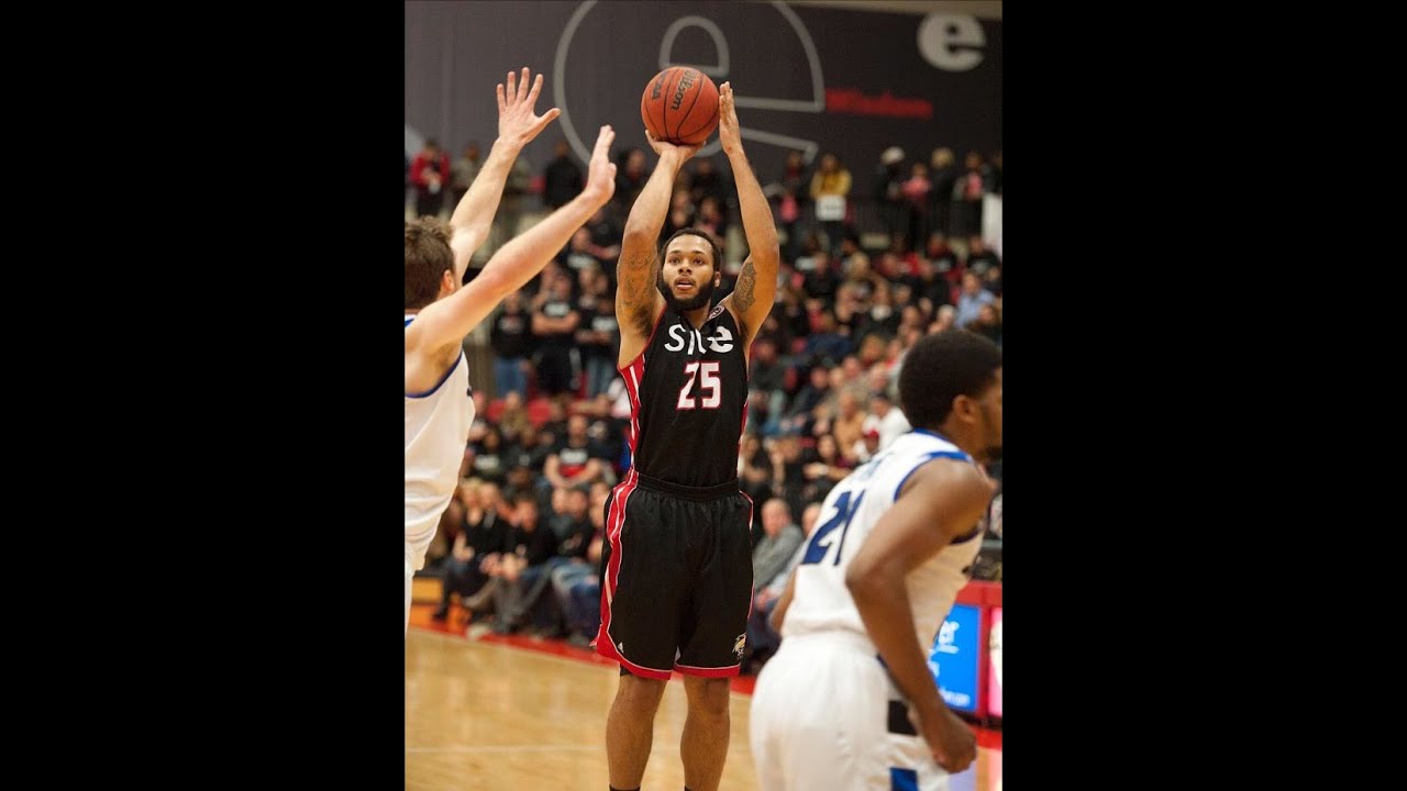 Ray Lester #25 6'7 240lb forward - YouTube