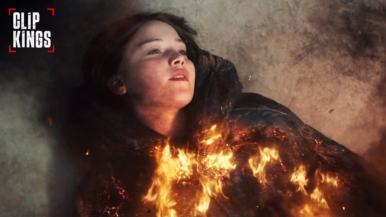 Katniss's Burning Alive (FULL SCENE) | The Hunger Games: Mockingjay ...