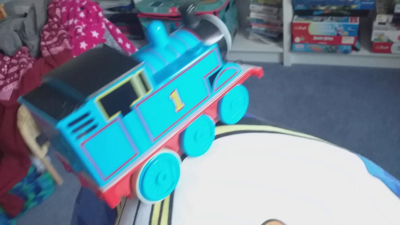 Thomas Watches The THX Logo - YouTube