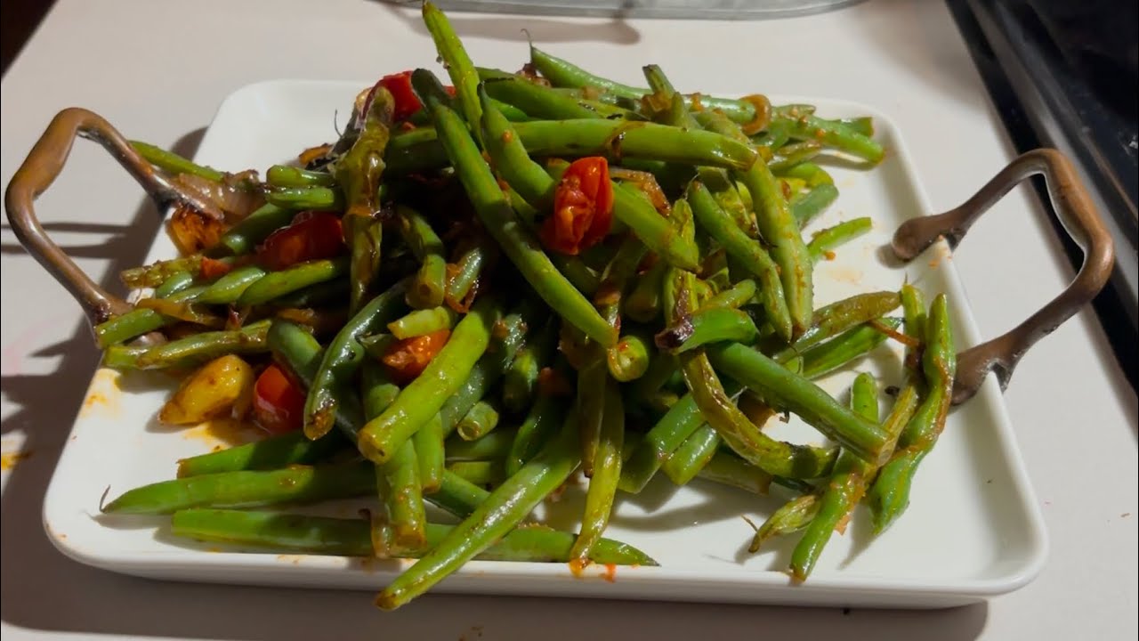 Garlic Green Beans Recipe - YouTube