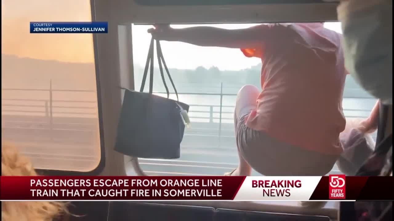 'Everybody started panicking:' Riders describe train fire - YouTube