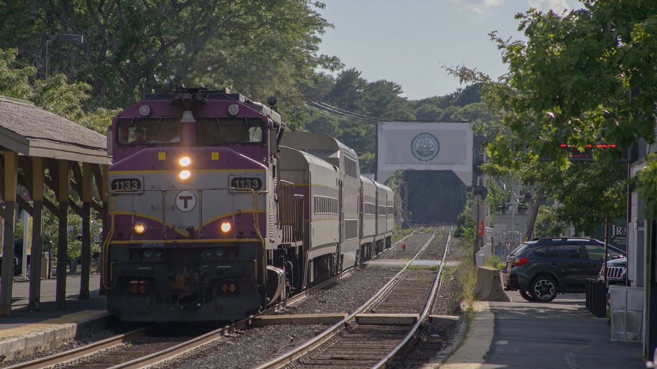Boston MA Commuter trains on Massachusetts North Shore | MBTA action ...