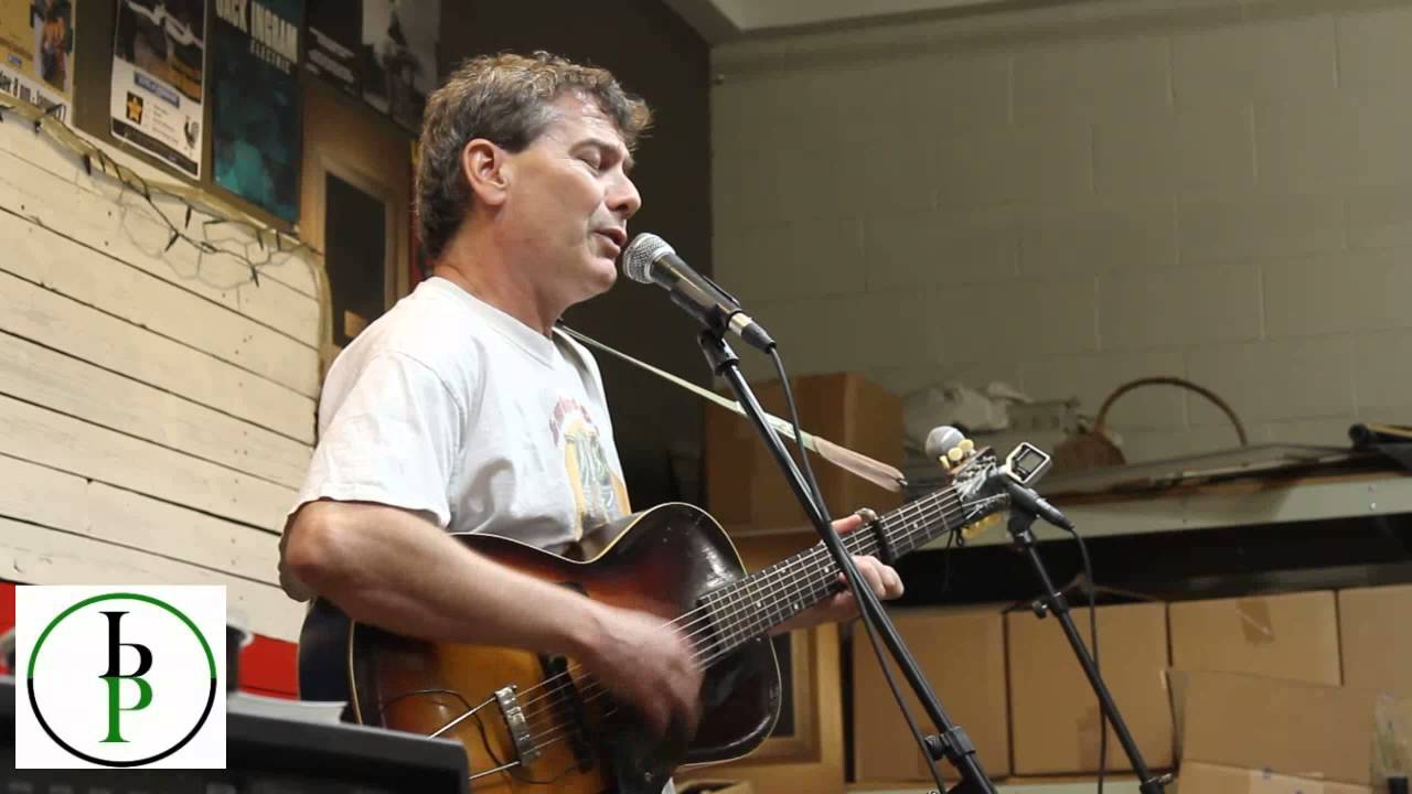 Mark Francis @BBP's Open mic night at Bill's - YouTube