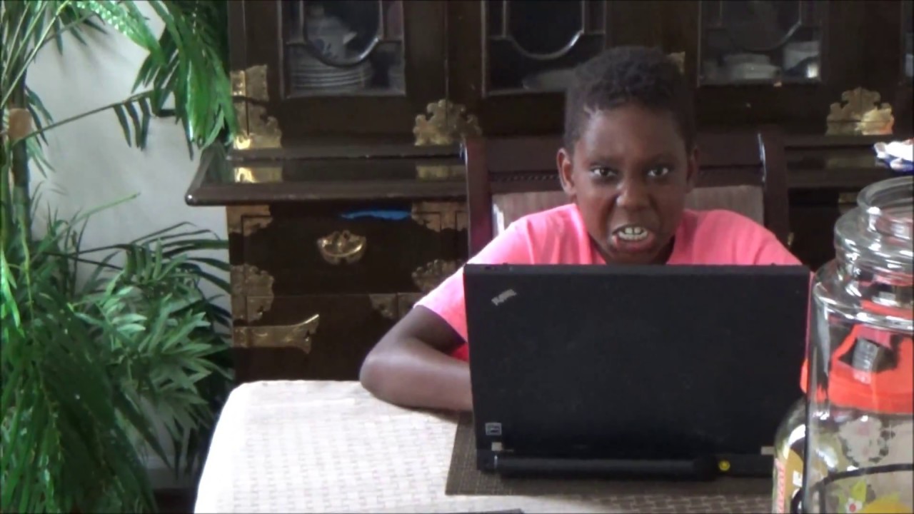 Kids Destroy Computer with Rage - YouTube