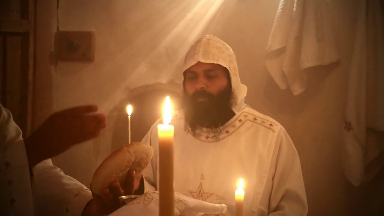Coptic Orthodox Chant - YouTube