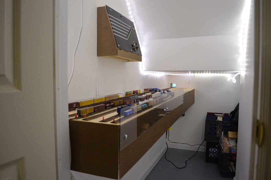 Installing Tortoise Switch Machines and Digitrax UP5 panels on ths ...