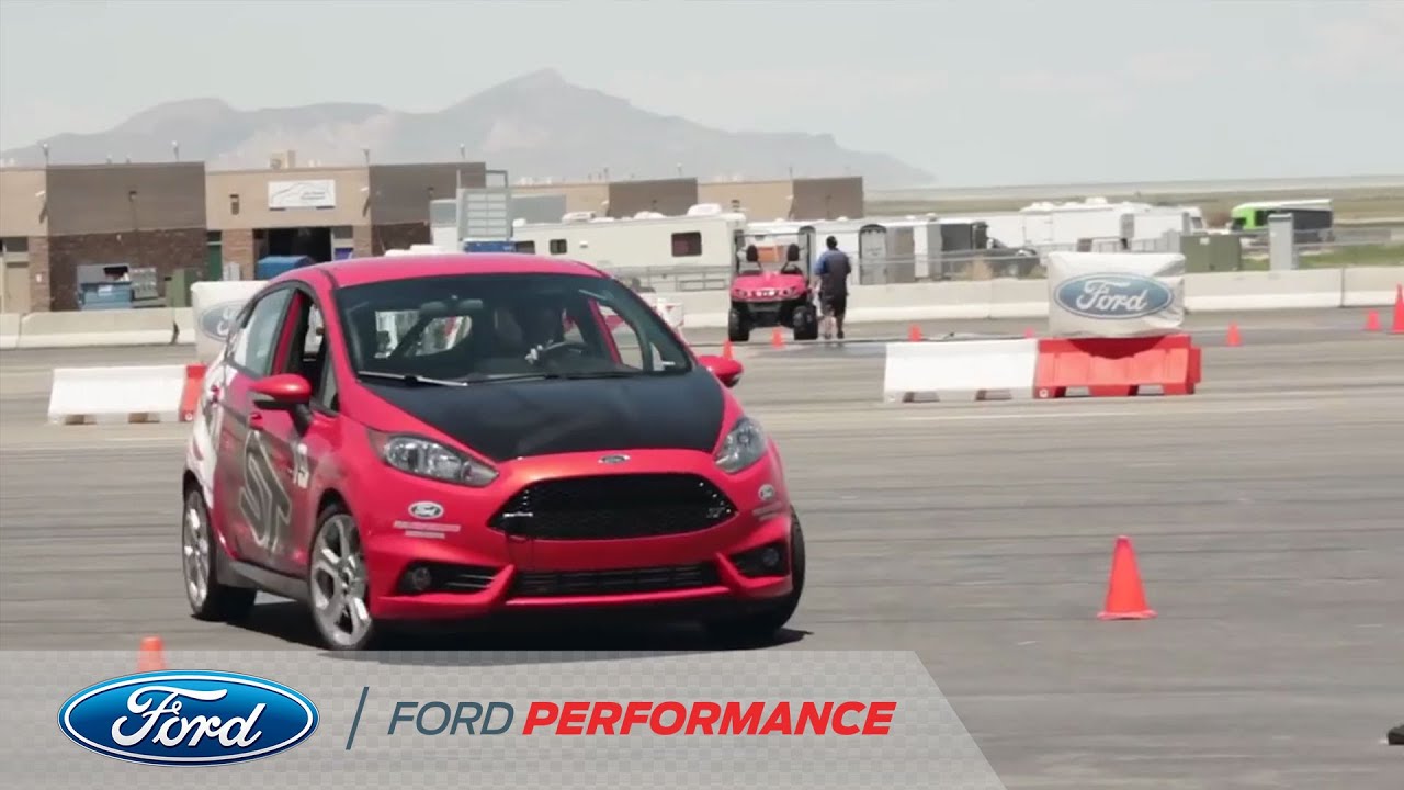 "That Dude In Blue" Visits the Octane Academy | Enthusiast | Ford ...