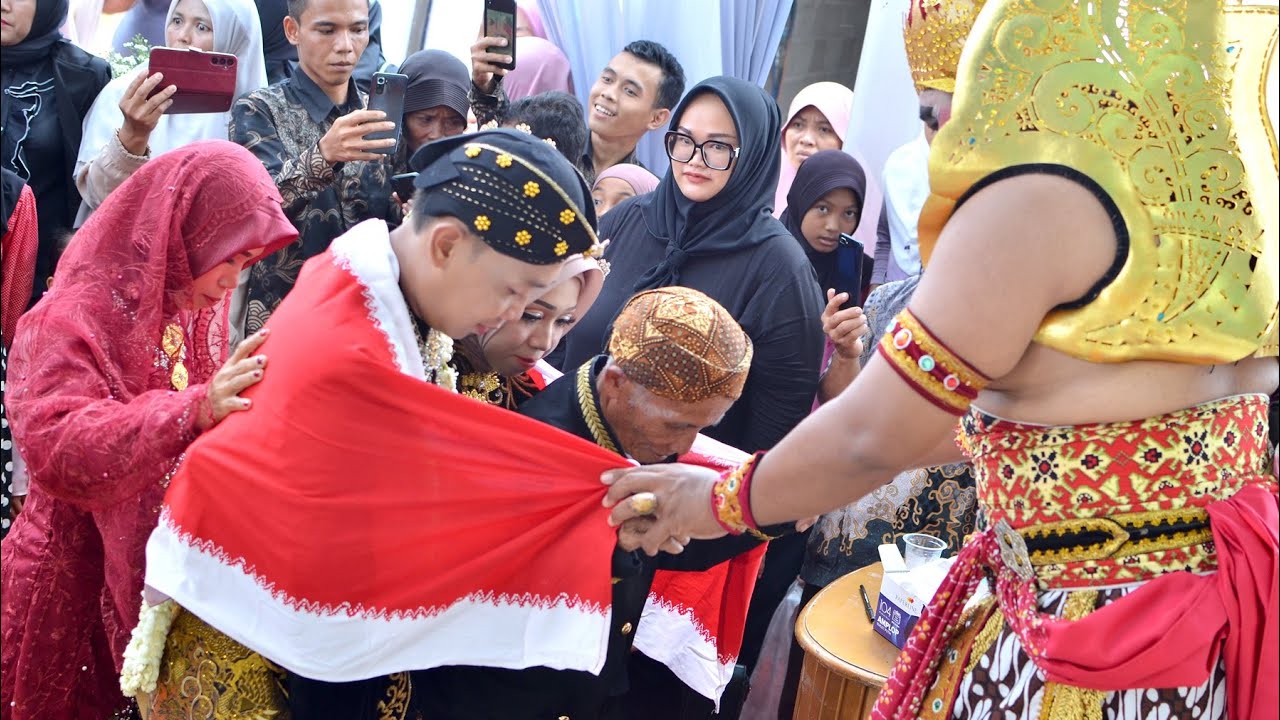 Temu Manten Adat Jawa | Wedding Nisa & Faldi - YouTube