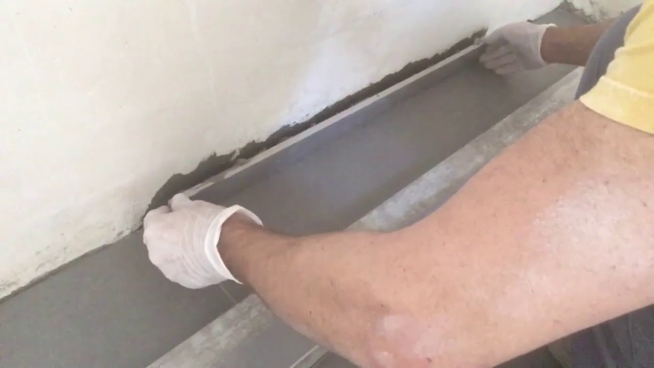 La posa in opera del Battiscopa in ceramica - YouTube