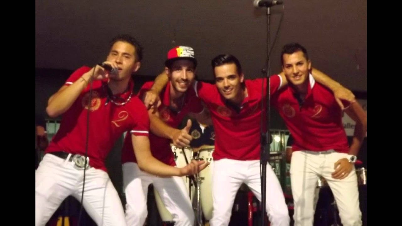 orquesta Banda Nueva- Intro y Noche de copas(en Directo). - YouTube