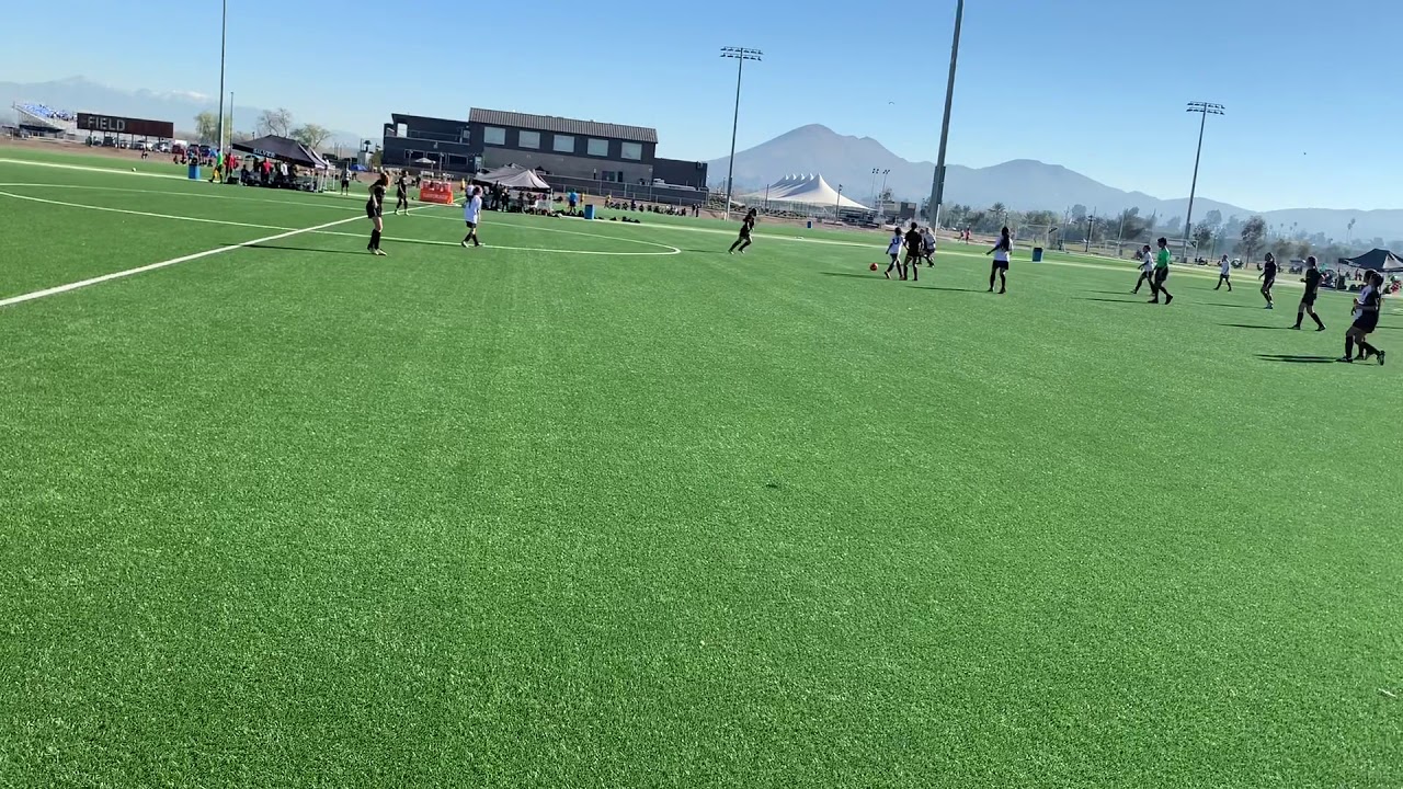 Yuridia Beach FC06 - YouTube