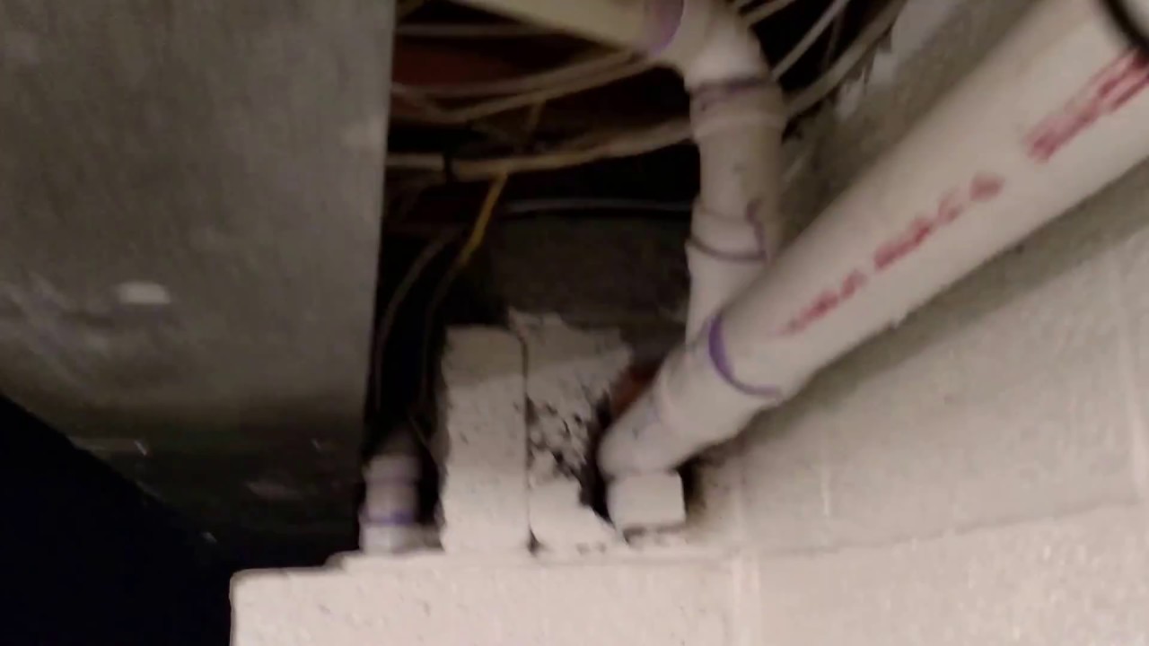 Drain pipe overflow - YouTube
