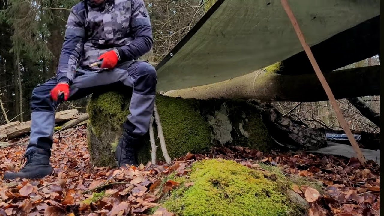 Solo Camping - Tarp Shelter - Long Parallel Fire Lay - Juicy Hamburger ...