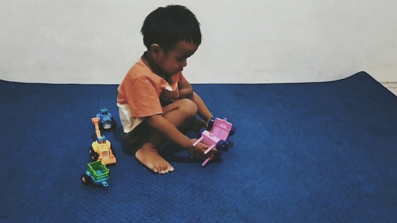 Bermain Bersama Adik Youtube