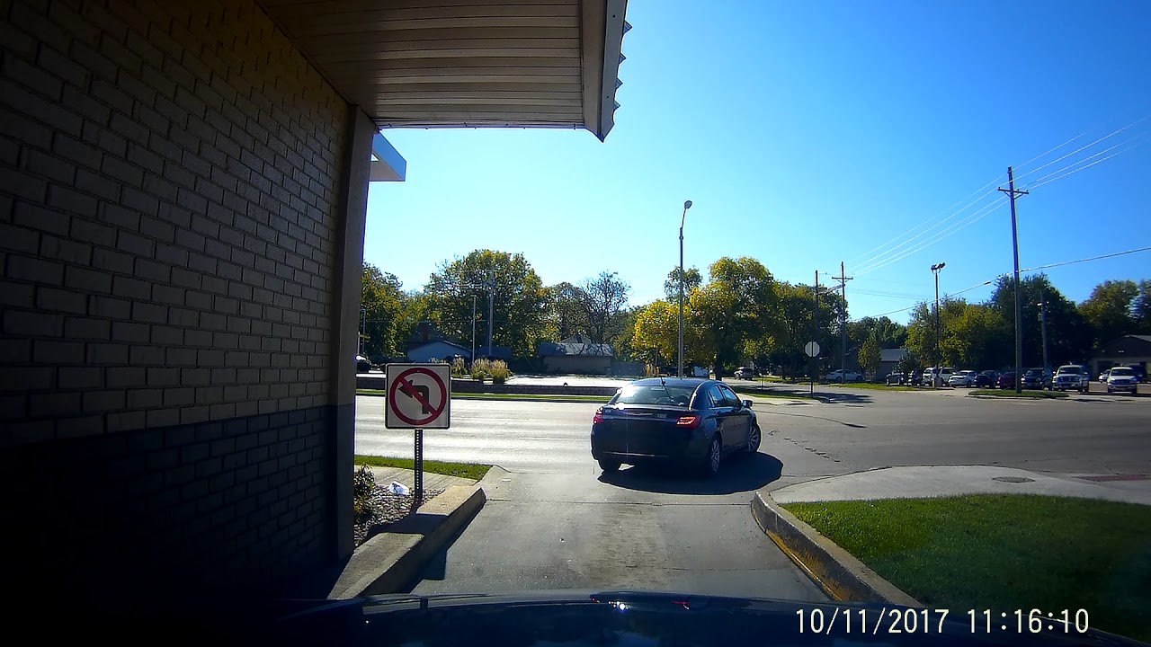 Jerk Throws Garbage out the Window - YouTube