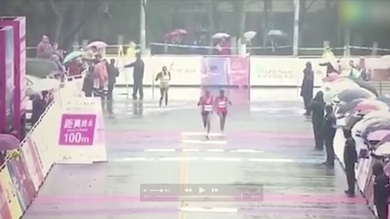 Hilarious video of Chinese marathon goes viral as runners miss the ...