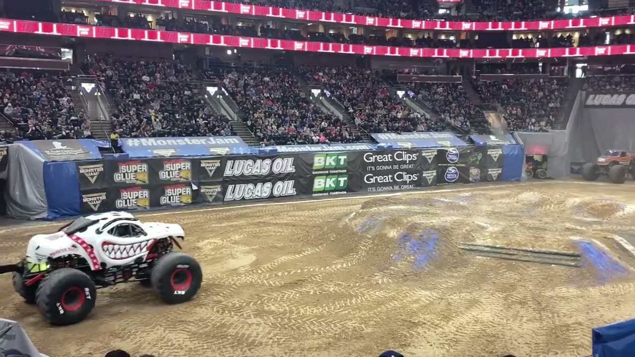 Monster Jam Salt Lake City- Show 2 (1-7-23) Freestyle- Monster Mutt ...