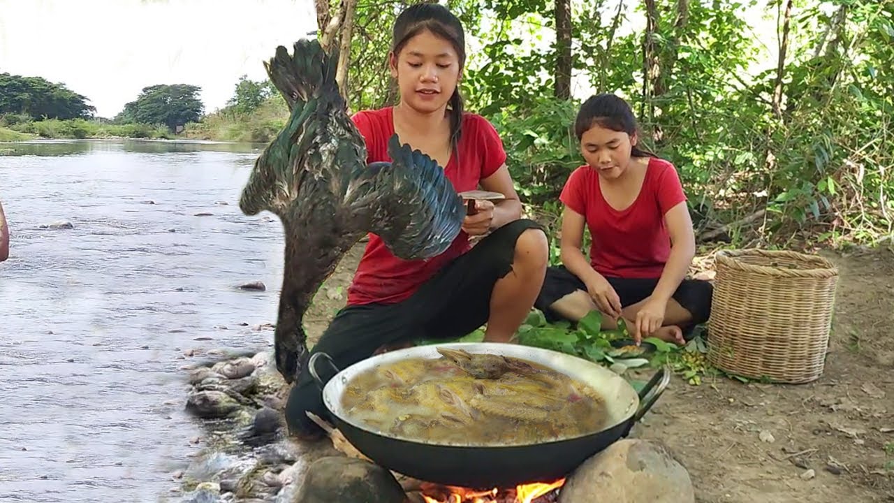 Amazing Cooking Duck using Small Stone and Curry Spicy Food for lunch ...