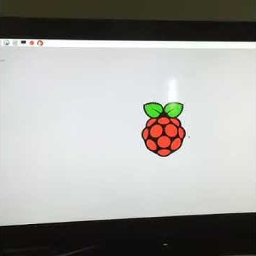 Raspberry Pi 2 First Boot - YouTube