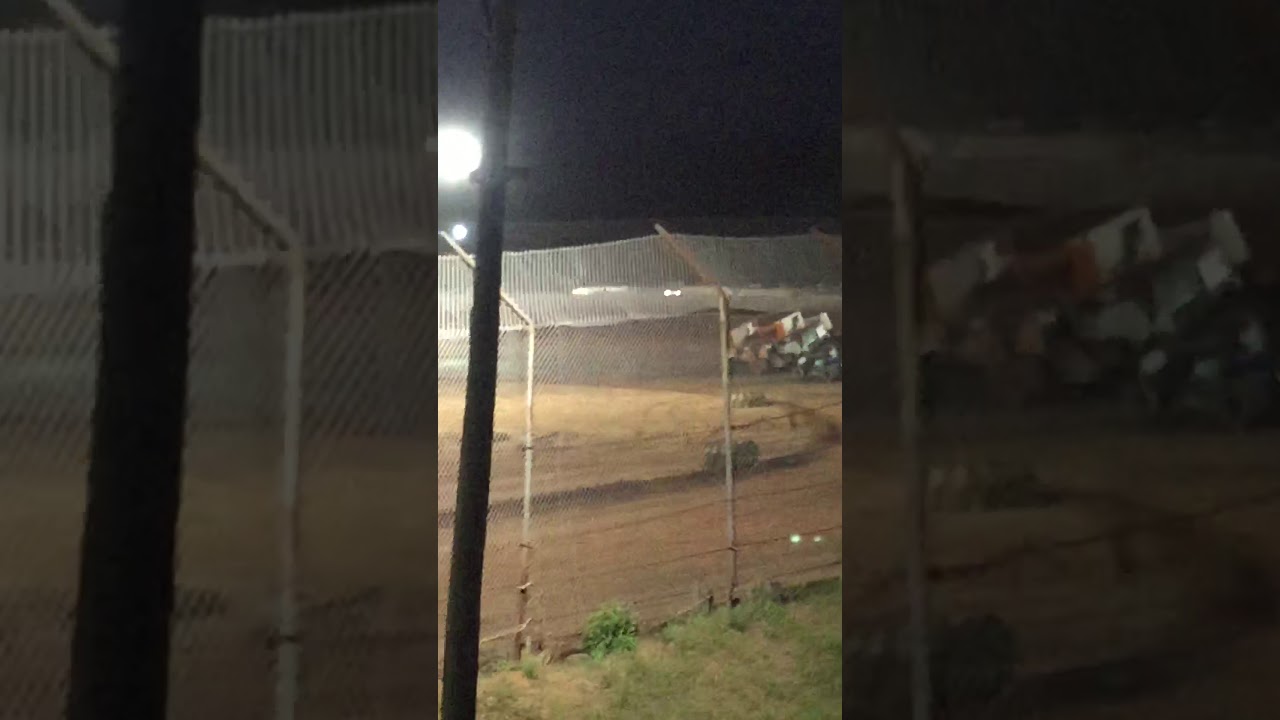 Cleveland Texas 105 Speedway - YouTube