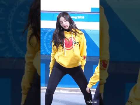 Nancy momoland seductive dance new 2020