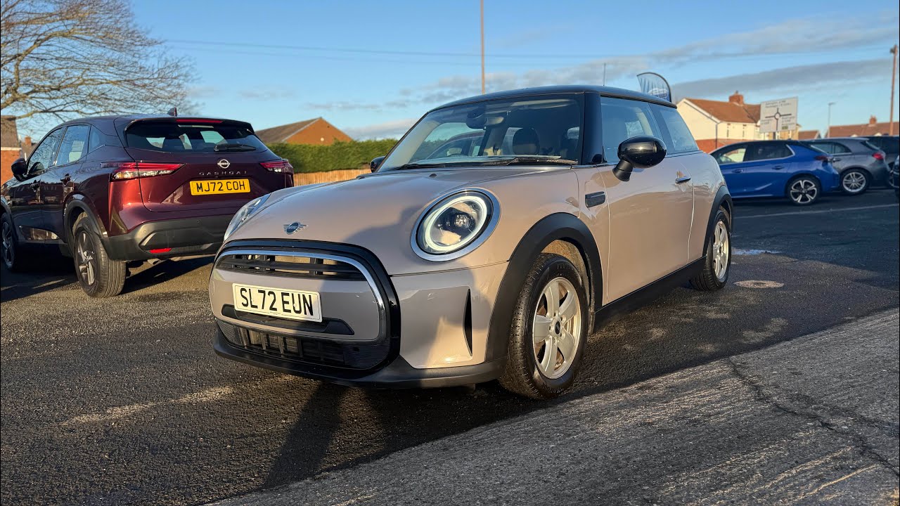 2022 22 MINI Hatch 1.5 Cooper Classic Steptronic Euro 6 (s/s) 3dr £ ...