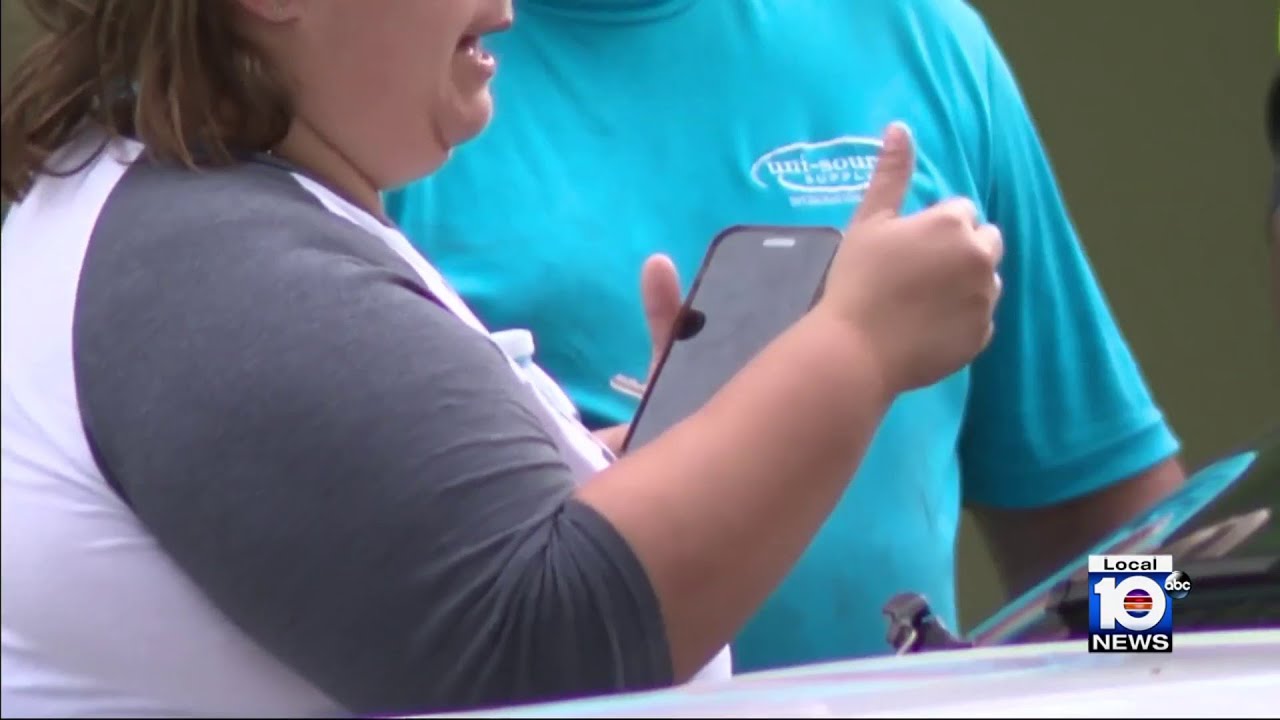 Lyft driver says passenger attacked her, then stole her car - YouTube