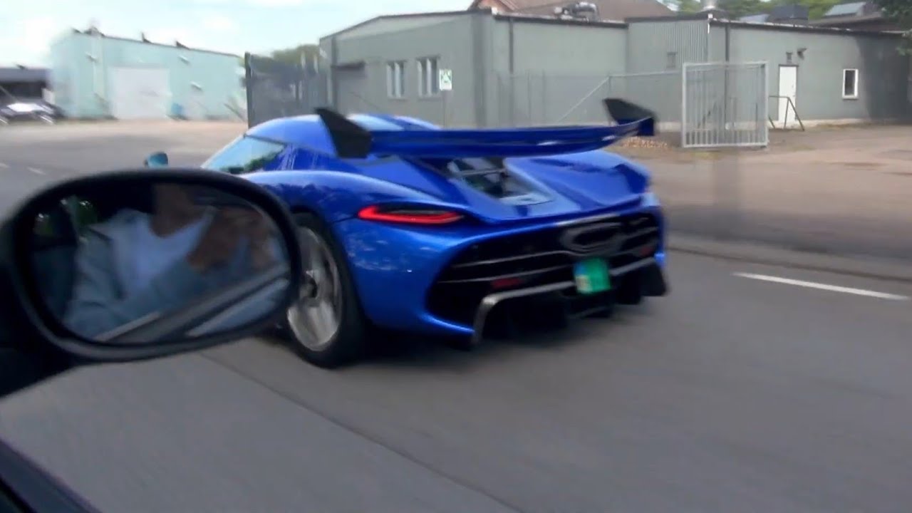 Blueberry Jesko and cherrybomb Regera in valhall - YouTube