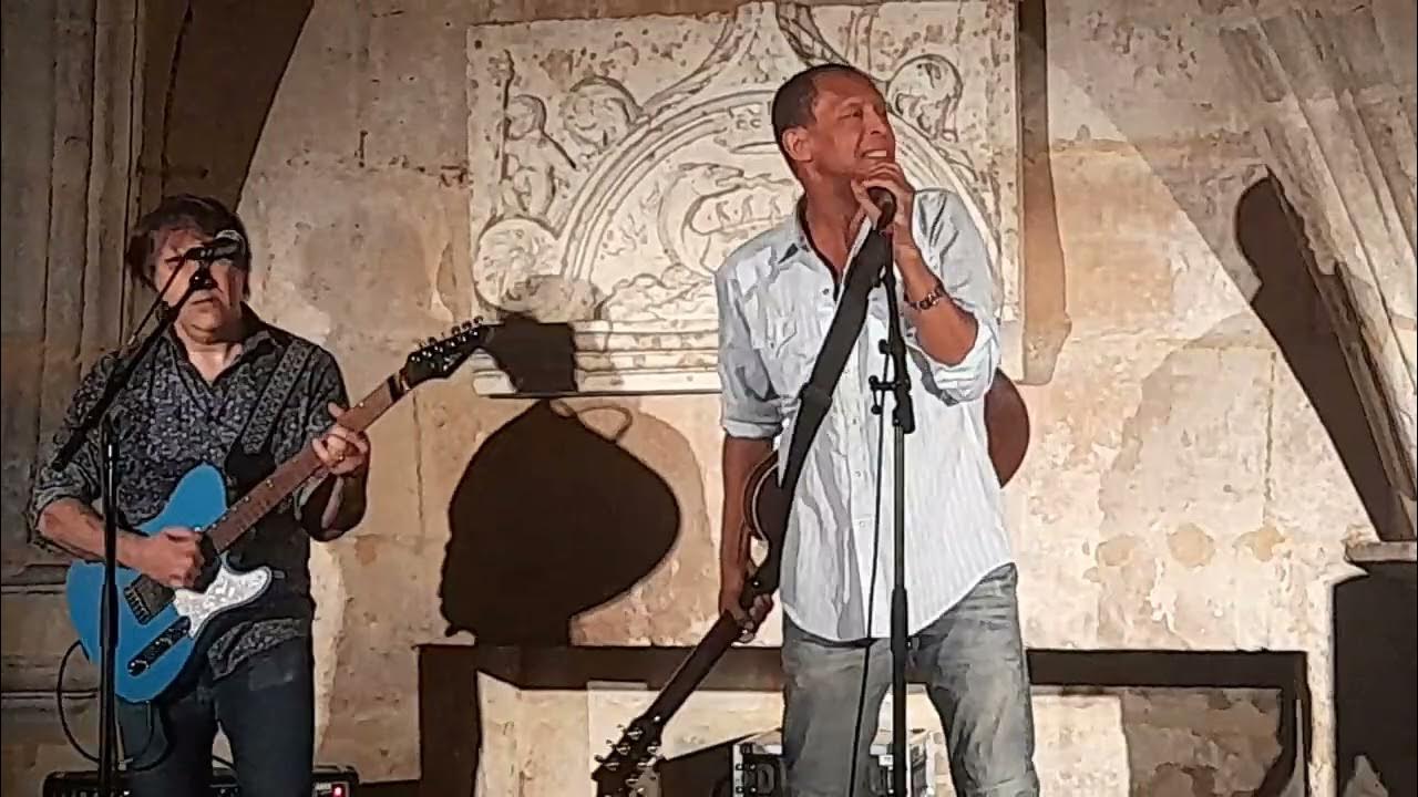 Chris Bergson & Ellis Hooks "Bitter Midnight" - Cognac Blues Passions, France 2024 - YouTube