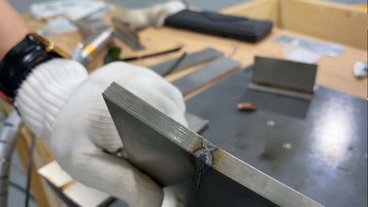 Laser wobble welding, 8 mm stainless steel - 2 kW laser source at ...