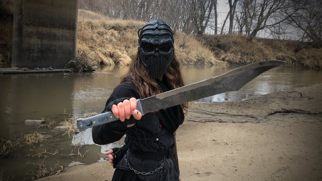 How to forged a Zombie Go Boom Exacutioner’s sword - YouTube