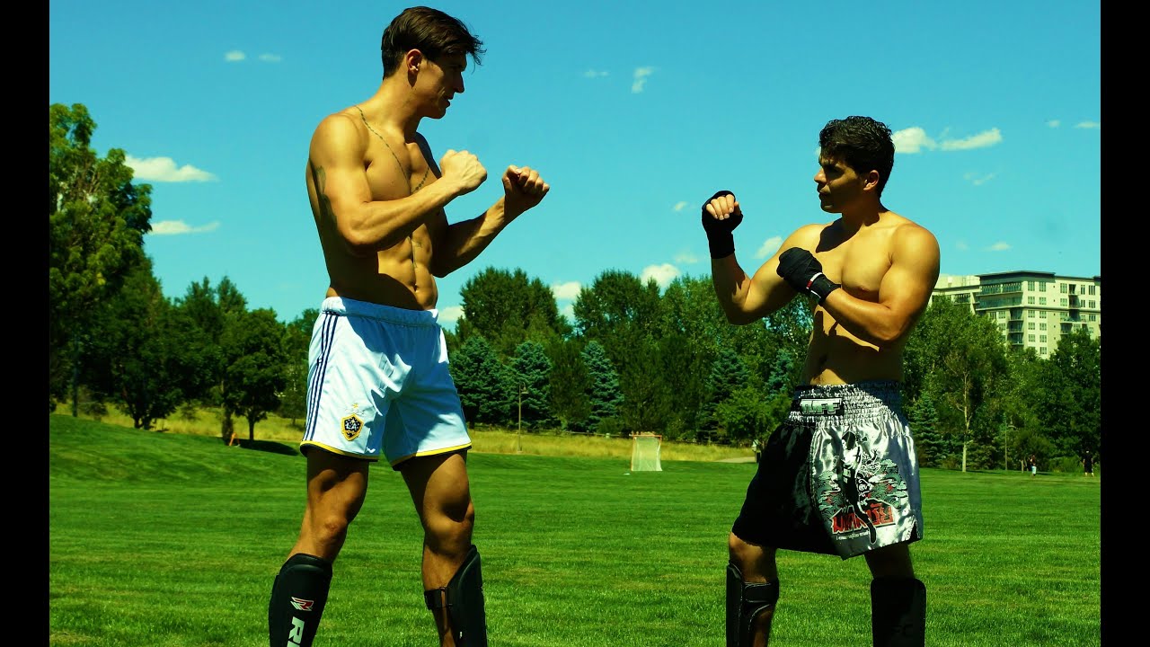 Outdoor Kickboxing / Muay Thai session! Learn The Basic Techniques To ...