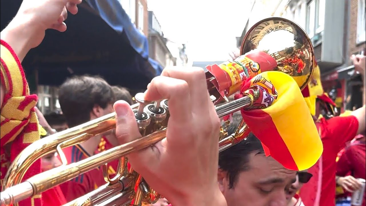 Spanish fans' Trumpet show #germany #euro2024 #trompeta # ...