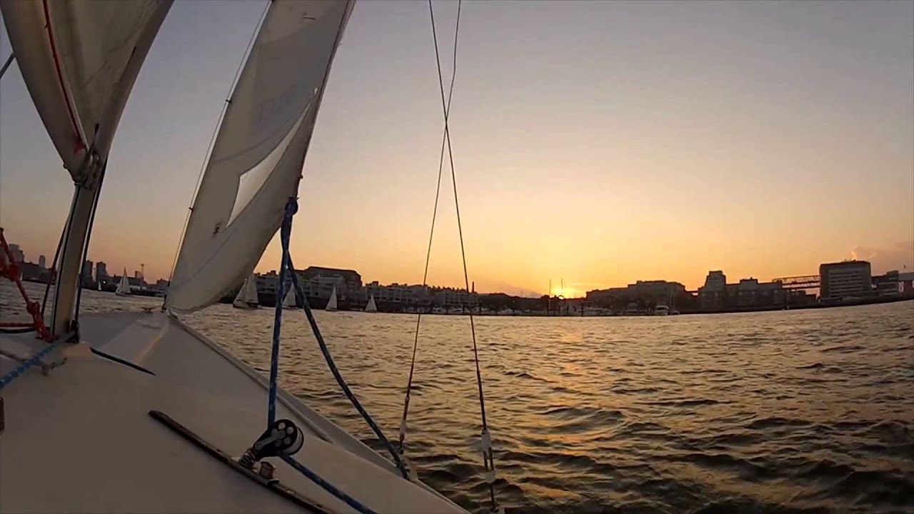 Rhodes 19 Racing - YouTube