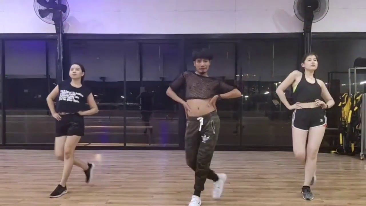 มงลง เปา กิ่งกาญจน์ คลิปเต้น by nansis studio - YouTube