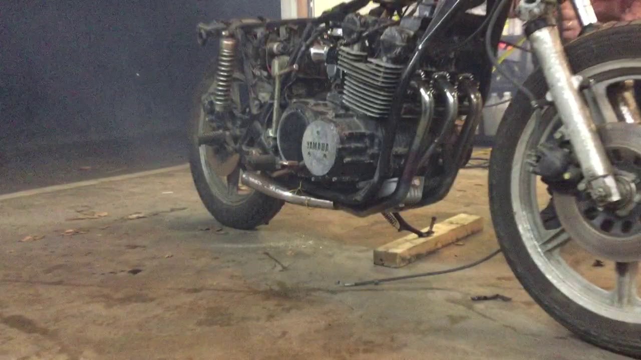1977 Yamaha XS750 First Start in 30 Years!! - YouTube