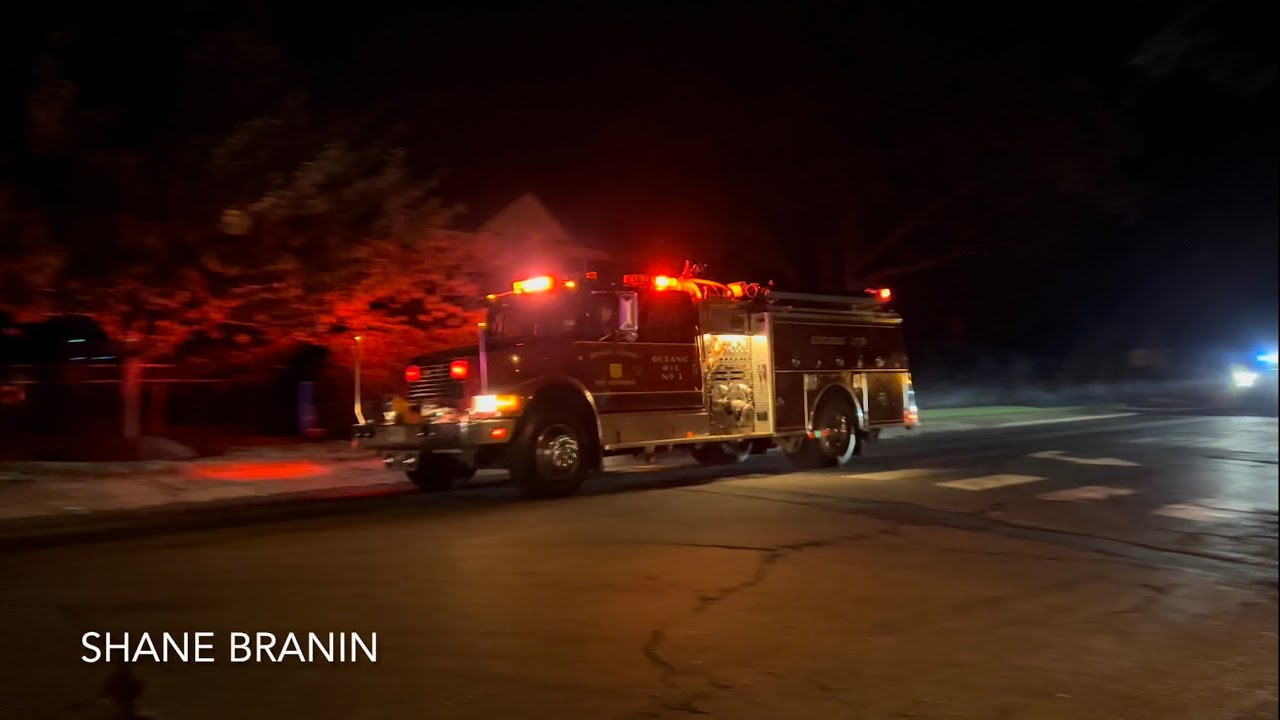 Rumson Fire Department Engine 42-1-75 Responding 8/12/22 - YouTube