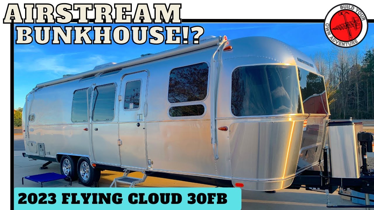 Airstream Flying Cloud 30FB Bunk: Reviewing the 2023 Model - YouTube