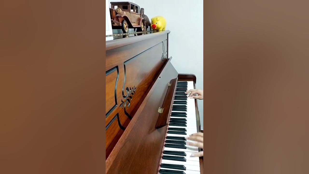 Төрийн соёрхолт хөгжмийн зохиолч Зундуйн Хангалын Гэрлэж амжаагүй явна киноны ая М Сүлд 15 нас